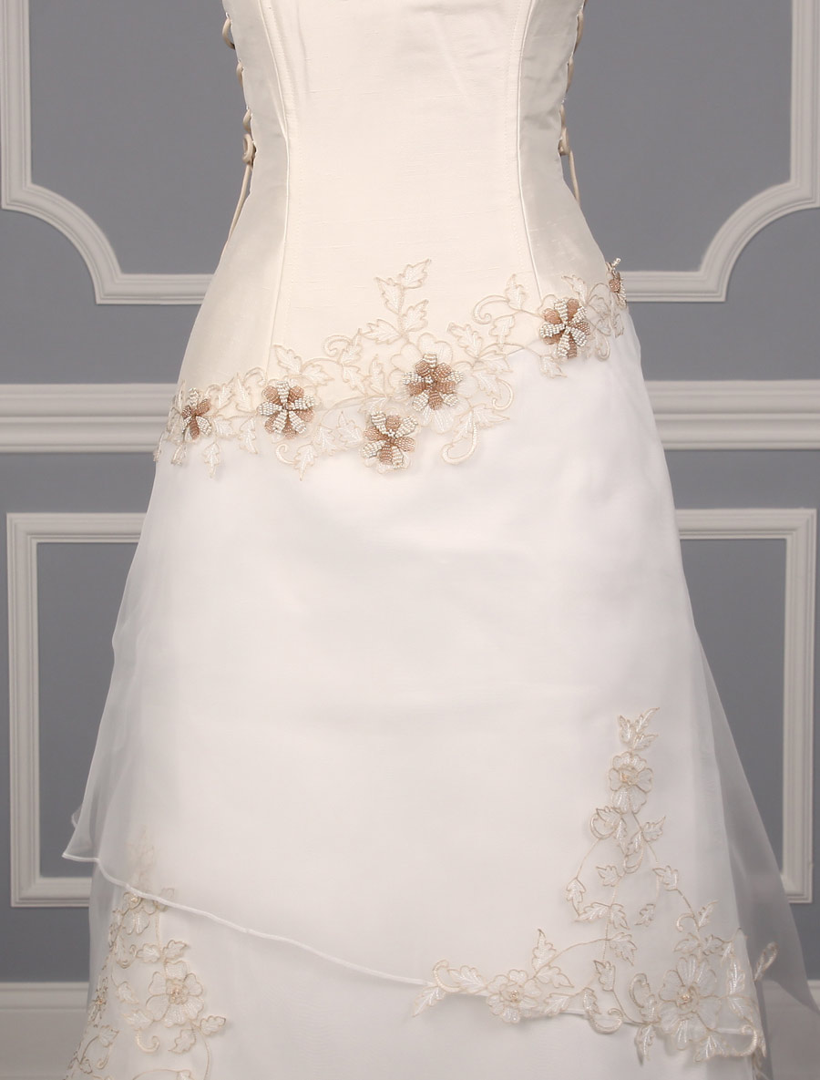 St. Pucchi Valencia Z134 Wedding Dress on Sale - Your Dream Dress